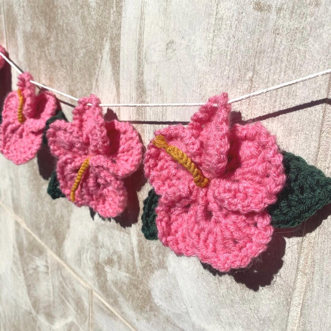 Crochet Hibiscus Garland: Island Decor, Summer Wall Art - Etsy