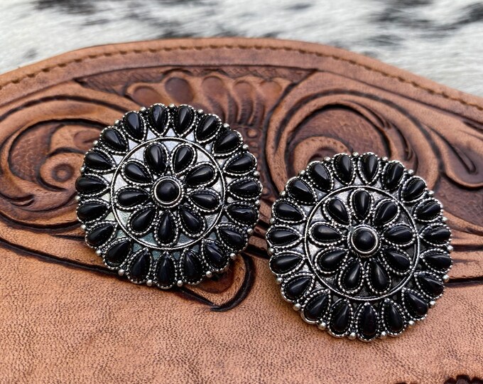 Black Starburst Concho Studs - Etsy
