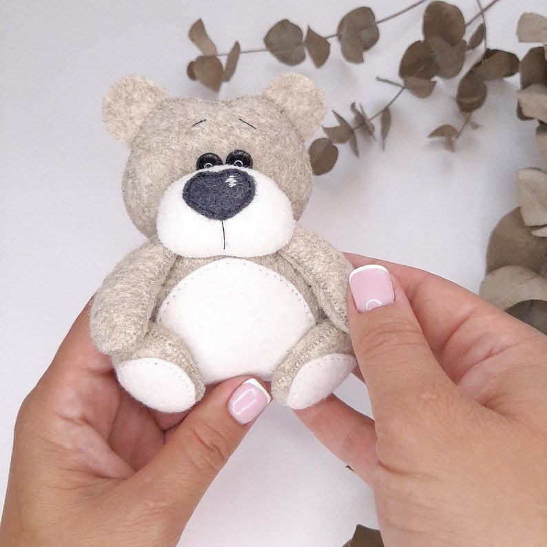 PDF template for creating a felt Bear. Felt Bear pattern. | Etsy