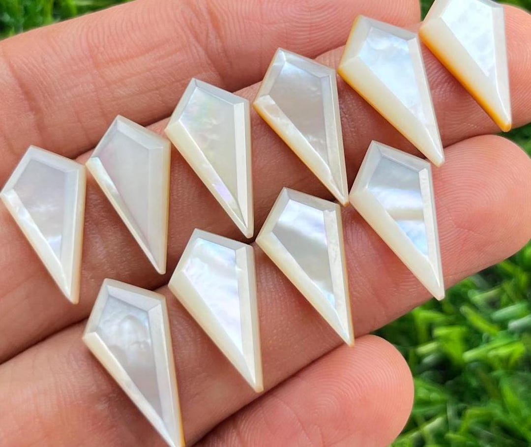 10 Pcs Pack Kite Shape, Mother of Pearl Step Cut Gemstone, 10x20mm Kite ...