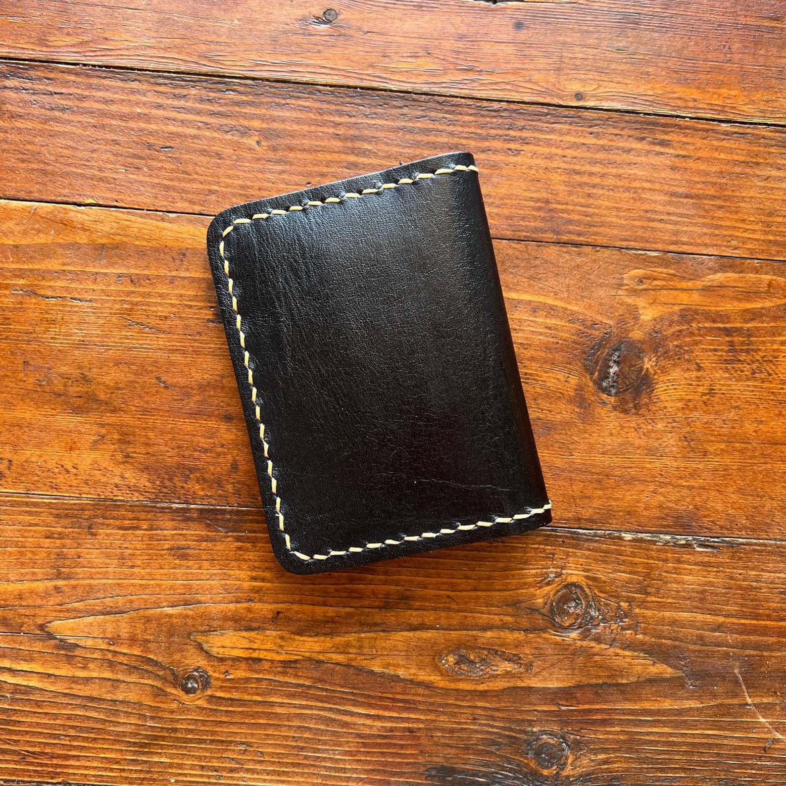 Minimalist Style Handmade Genuine Leather Slim Wallet Sleek and Stylish ...