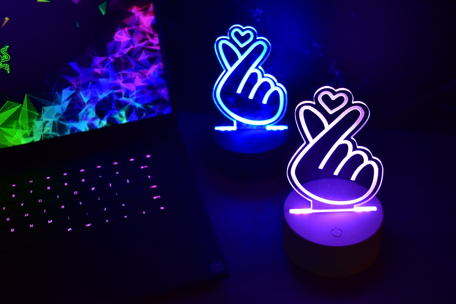 Finger Heart Glowing LED Art Piece Kpop Korean Kawaii Bts - Etsy