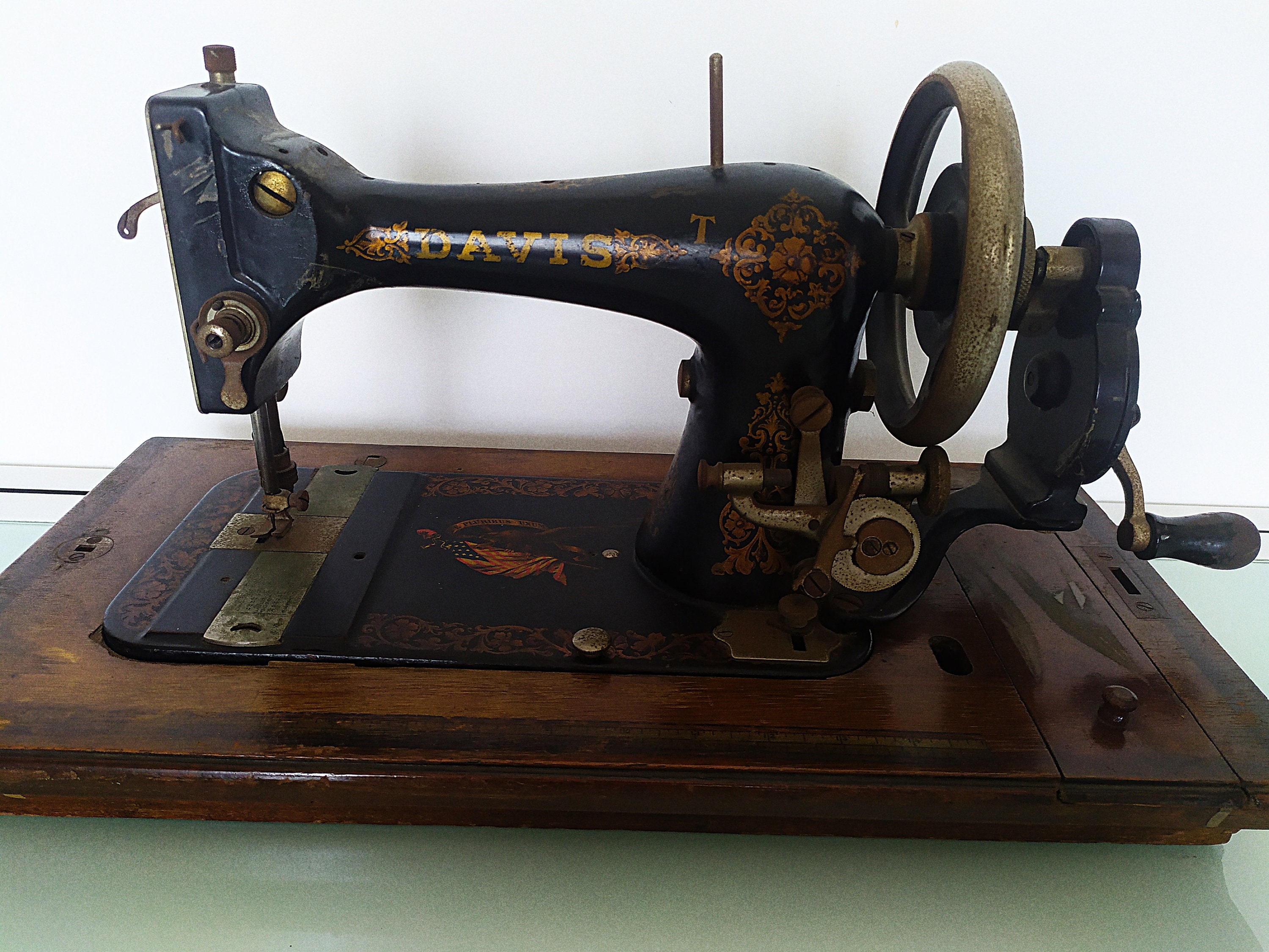 Hand Crank Davis Sewing Machine Vintage American Sewing | Etsy