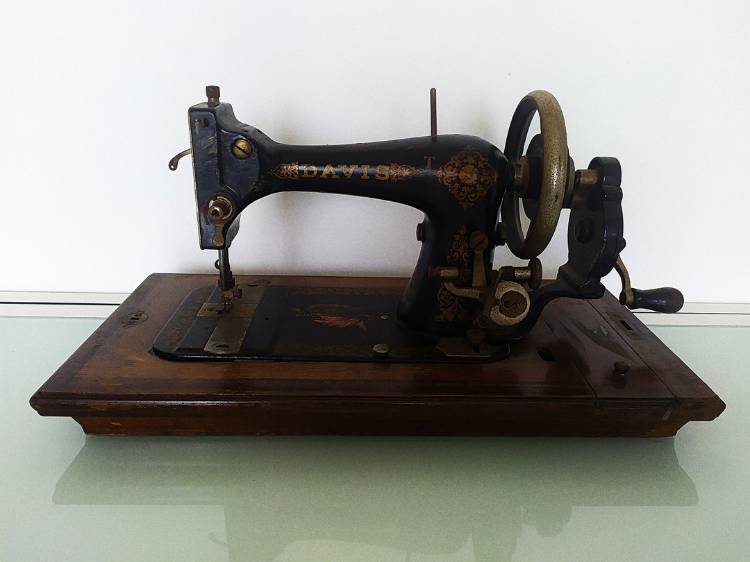 Hand Crank Davis Sewing Machine Vintage American Sewing Machine - Etsy