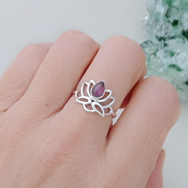 Lotus Flower Ring - Etsy