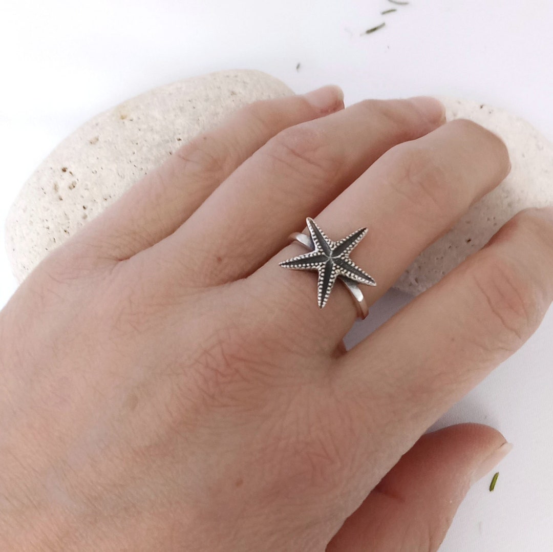 Starfish Ladies Ring in Sterling Silver, Realistic Seastar Finger Ring ...