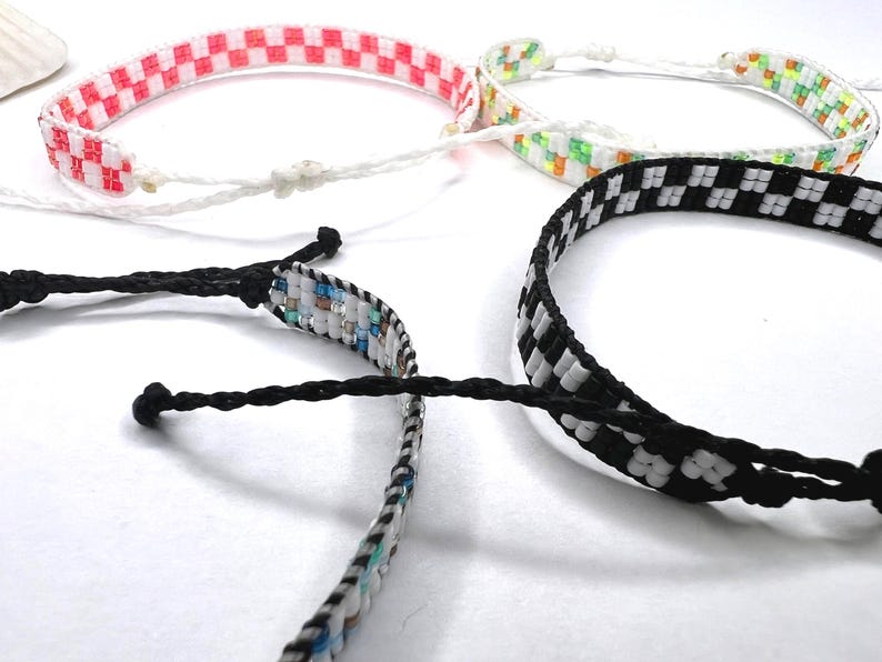Checkered Beaded Bracelet: Color Block Loom Bracelet, Square Bracelet ...