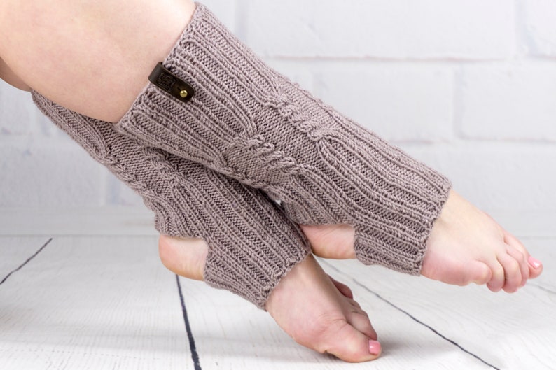 Short Cable Leg Warmer Dance Yoga Ballet Hand Knit Legwarmer - Etsy