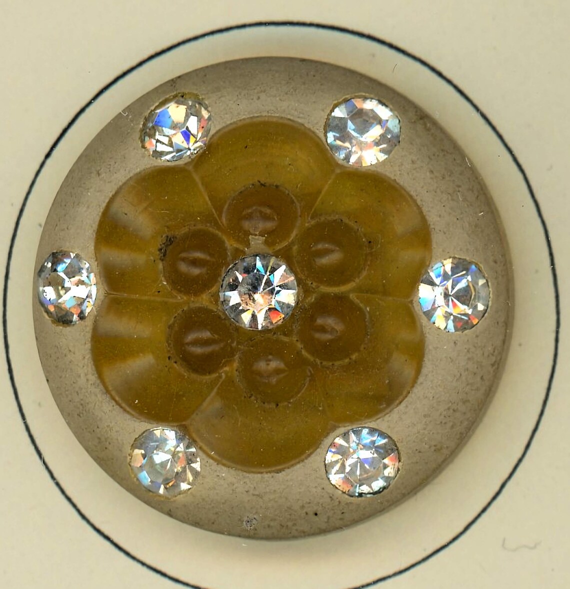 Card of 13 Fun and Special Assorted Plastic Buttons Acorns Bakelite ...