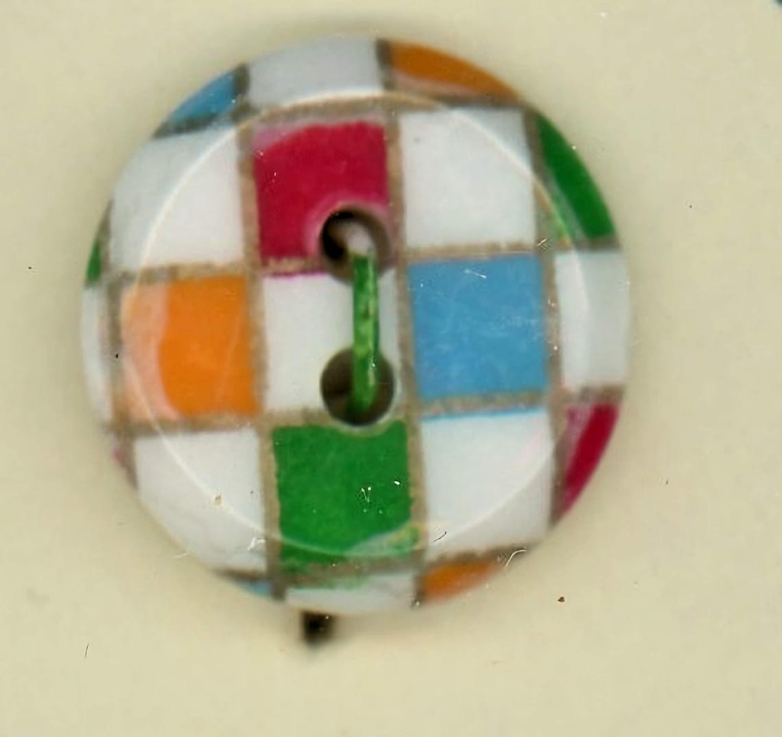 Card of 13 Fun and Special Assorted Plastic Buttons Acorns Bakelite ...