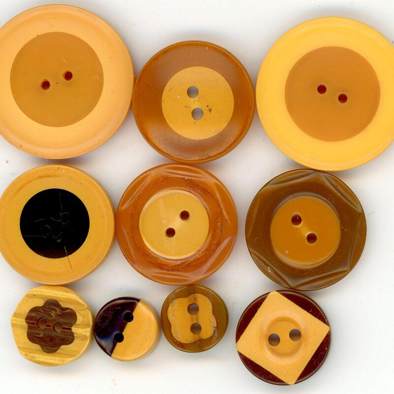 All Bakelite Jewelry - Etsy