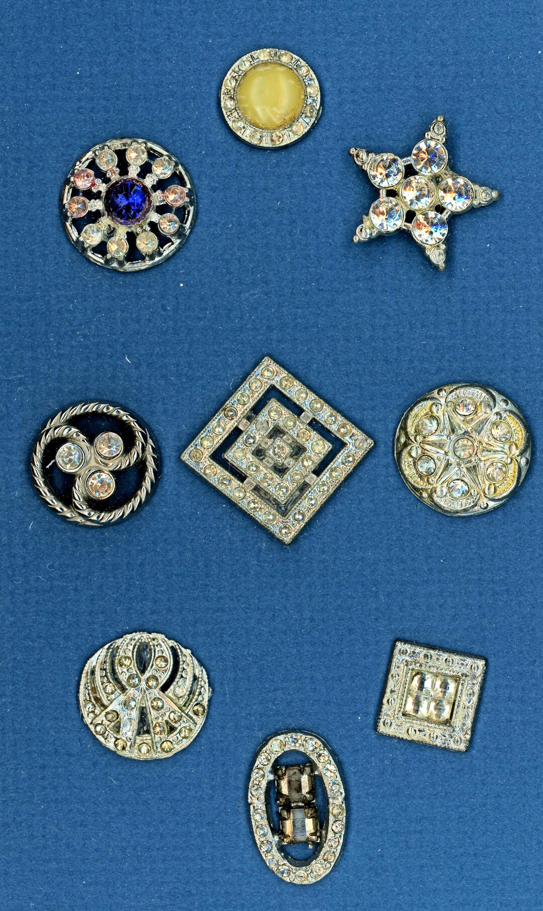 Blue Card of 9 Awesome Paste Buttons in Assorted Shapes Ad Sizes Yellow ...