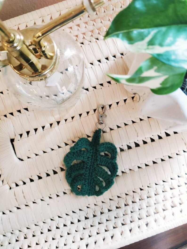Crochet Monstera Leaf Monstera Leaf Keychain Monstera - Etsy