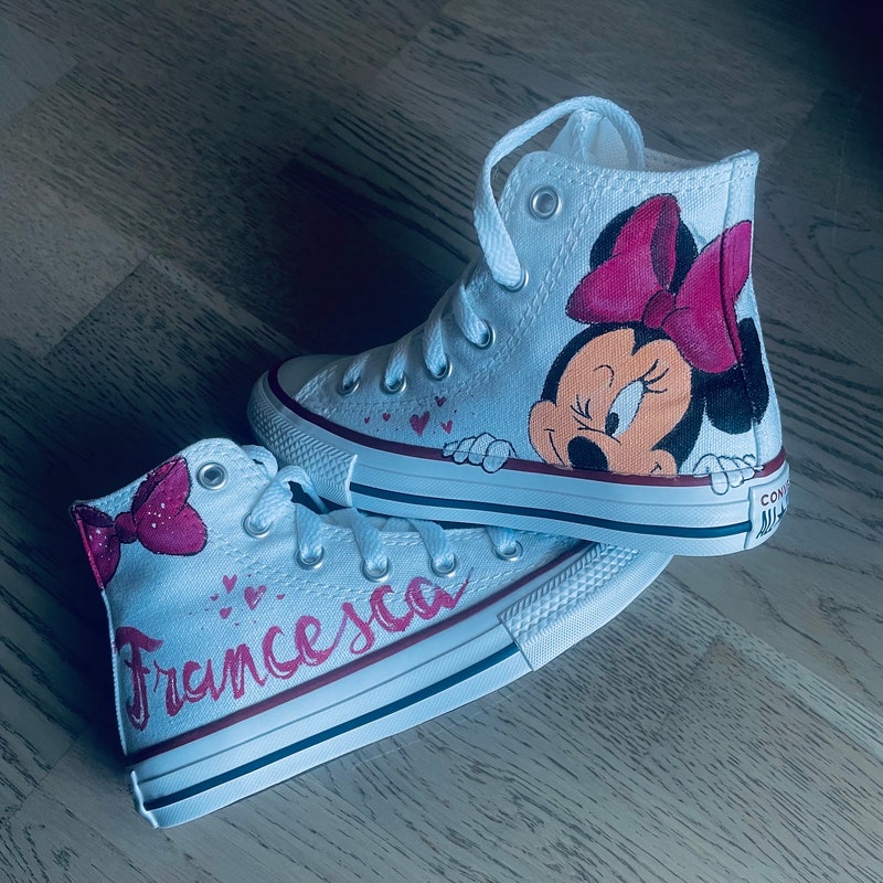 Minnie Mouse Converse - Etsy