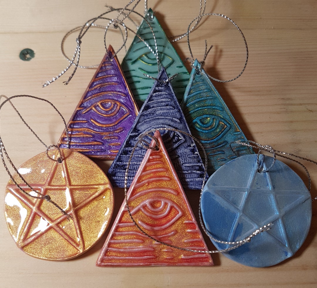 Yule Tree Decorations. Handmade Pentacle and All Seeing Eye Tree ...