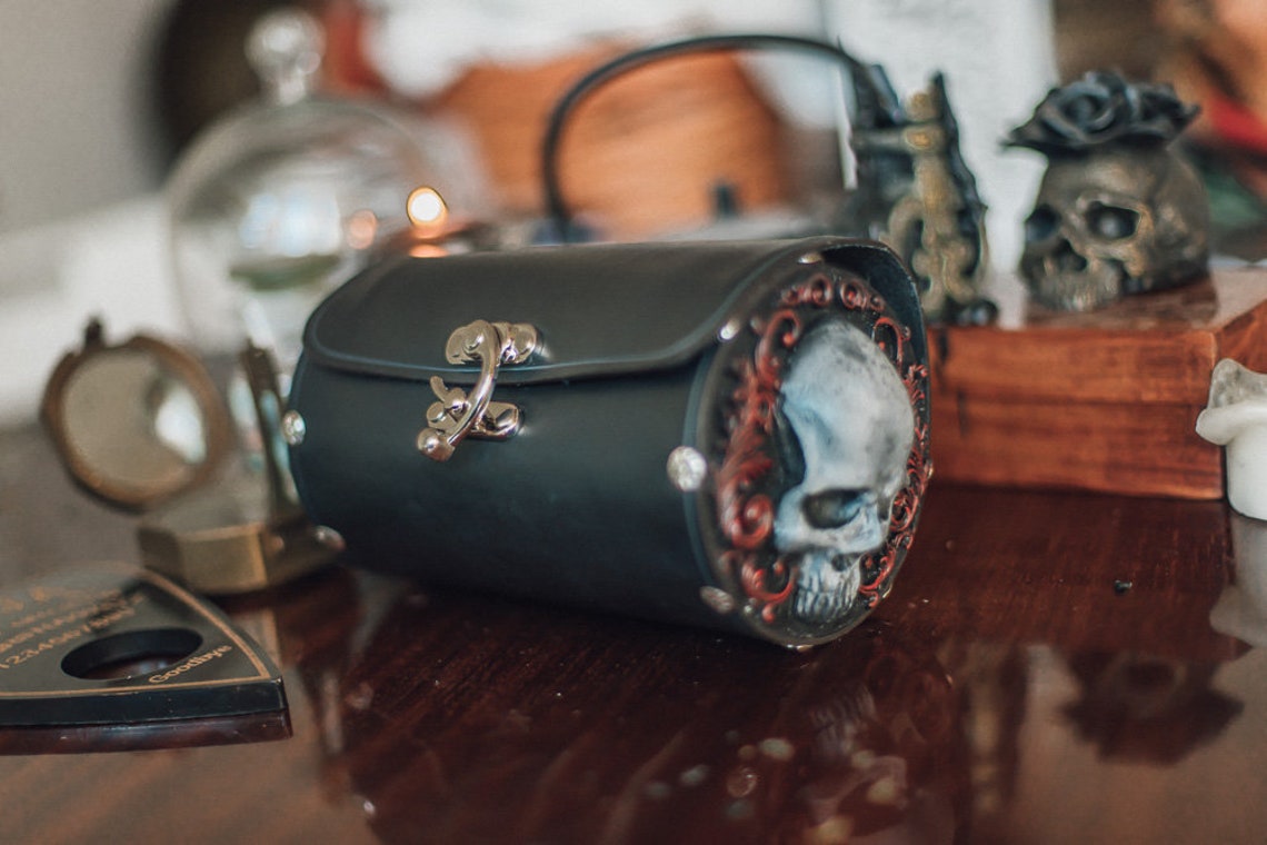 Skull Leather and resin Bag in black gothic steampunk style | Etsy