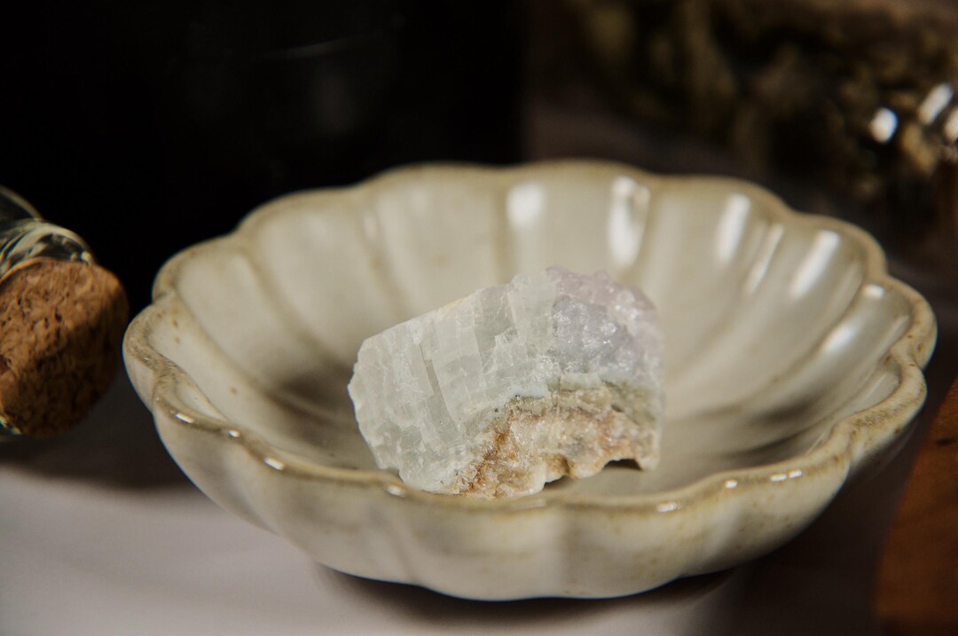 Mini Raw Calcite Blade Cluster | Washington Mineral Specimen - Etsy