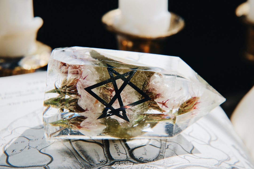 Holographic Unicursal Hexagram Resin Crystal Point Witch Altar Crystal ...
