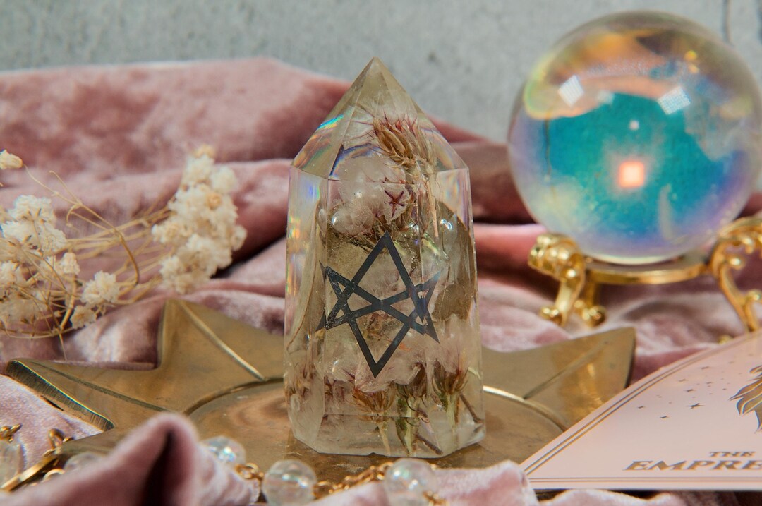 Holographic Unicursal Hexagram Resin Crystal Point | Witch Altar ...