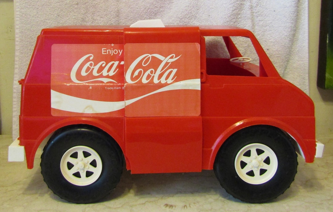 VINTAGE 1970s Coca-cola Red Plastic Van 18.5" X 9.5" Doors Open Slide ...