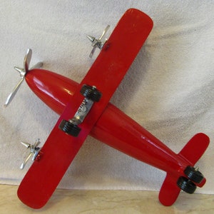 Vintage Red Metal Prop Bi-plane With Moving Propellers and Wheels 19.5 ...