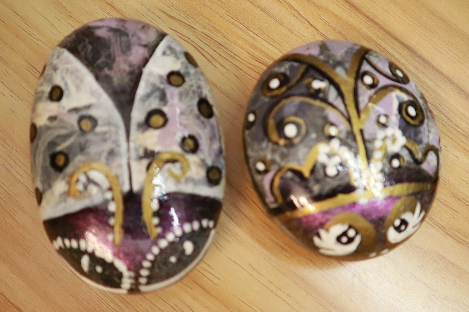 6 Ladybug Decorative Rocks Using Hydro Dipping. - Etsy