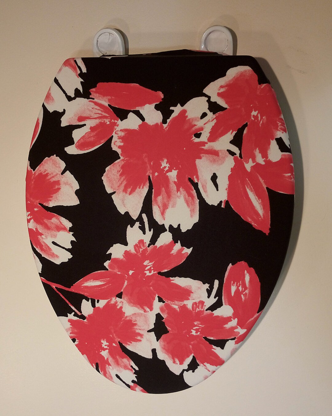 Cloth Toilet Seat Lid Cover: Easy Home Decorating Ideas. Red Bathroom ...