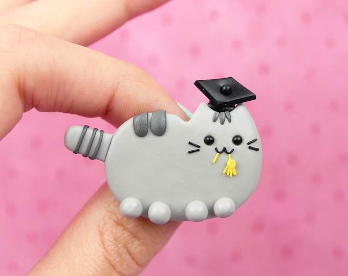Mini-sized Graduation Cap Cat Hat for Your Cat FREE SHIPPING Add-on ...