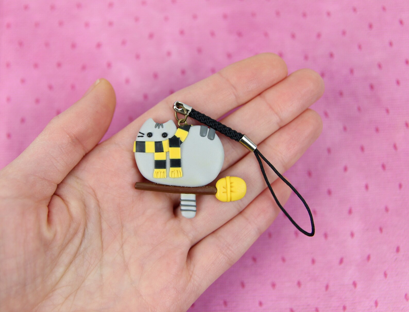 Wizard Cat Keychain Pusheen Lover Gift Cat on Broom Jewelry - Etsy