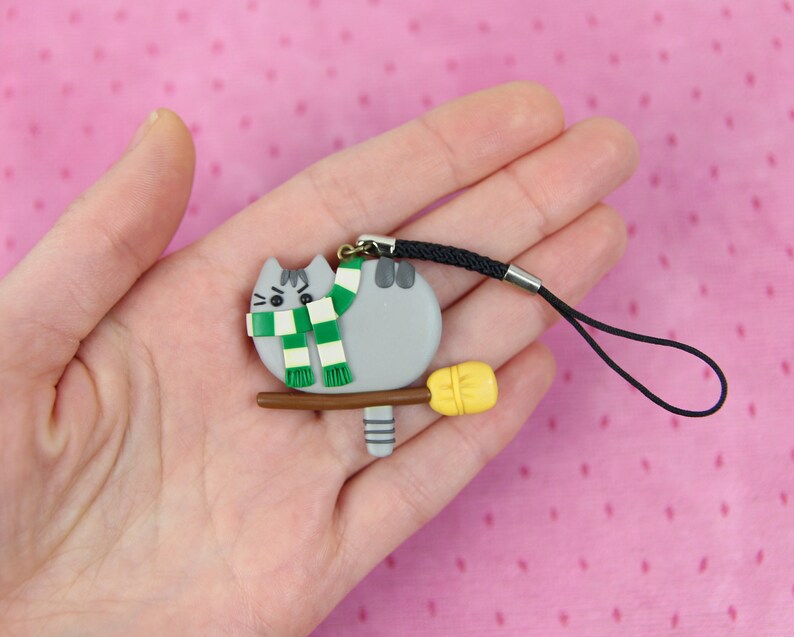 Wizard Cat Keychain Pusheen Lover Gift Cat on Broom Jewelry - Etsy