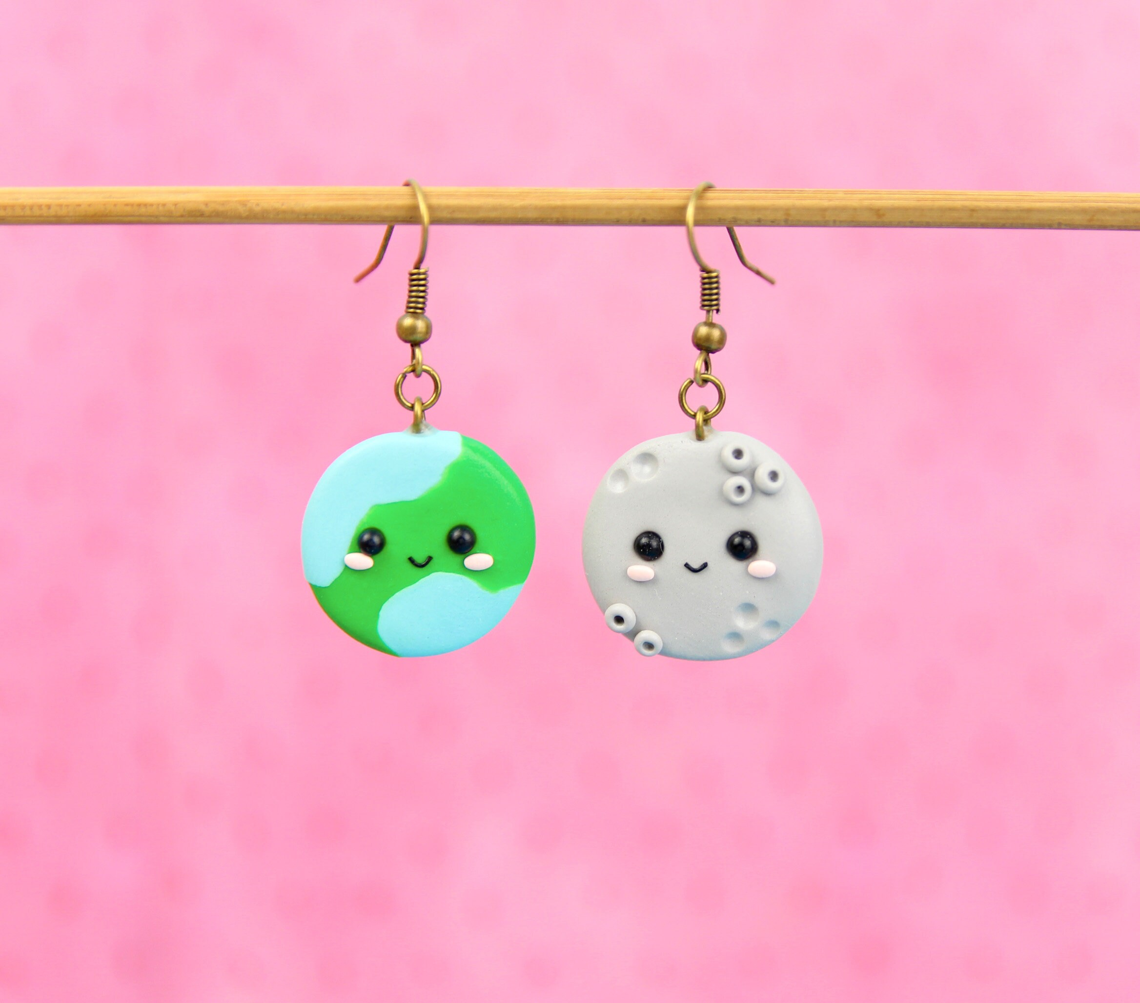 Moon & Earth Mismatching Keychain Set Couple Keychains Long - Etsy