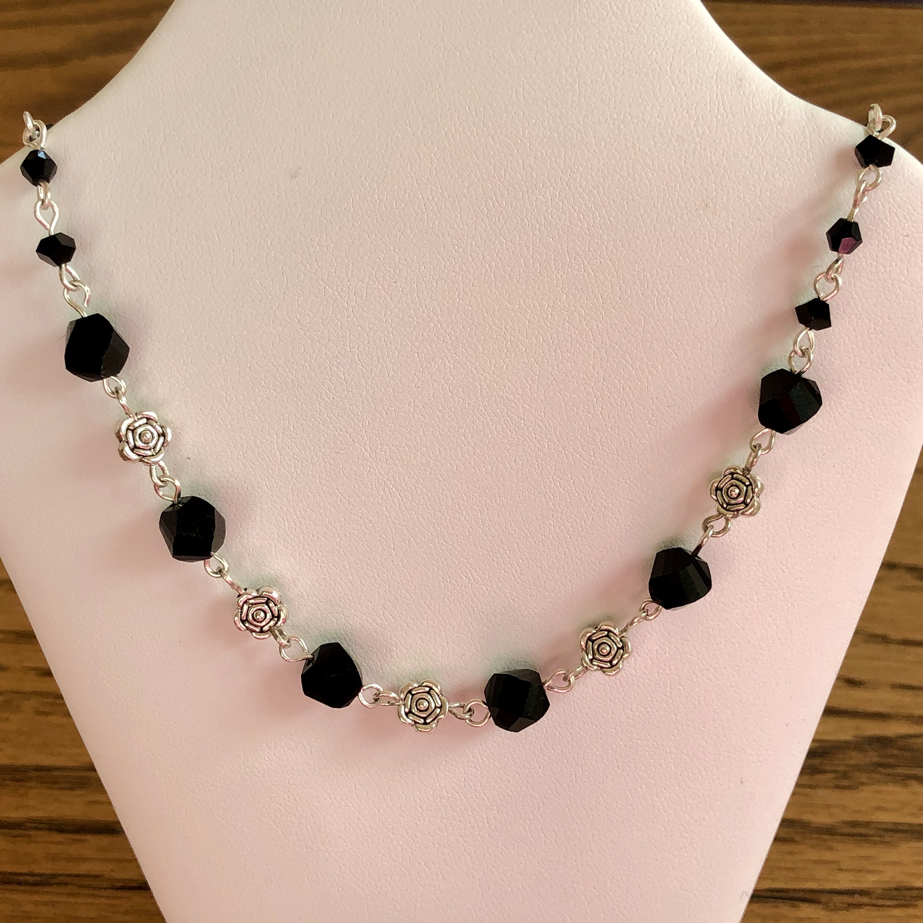 Collar de plata con aroma con flores y cuentas de cristal Swarovski ...