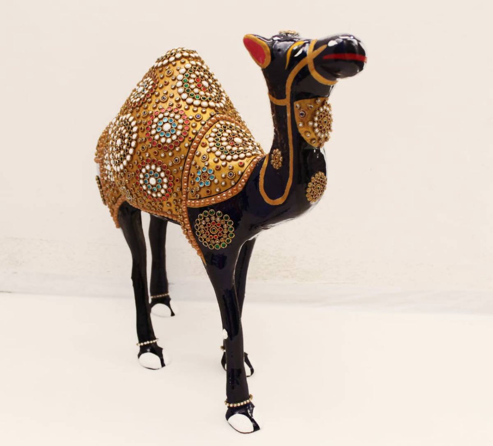 Handcrafted Metal Camel Sculpture Meenakai Embossed Painting Statue 8 ...