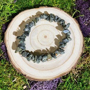 Preseli Bluestone Chip Bracelet / Stonehenge / From Pembrookshire Wales ...