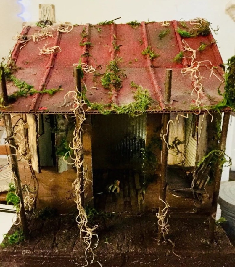 Evil Dead Cabin Replica (made to Look Like), (made to Look Like) Evil ...