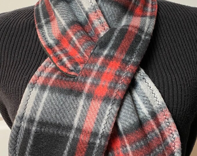 Short Fleece Scarf, Reversible Red Gray Black With Black Solid, Warm ...