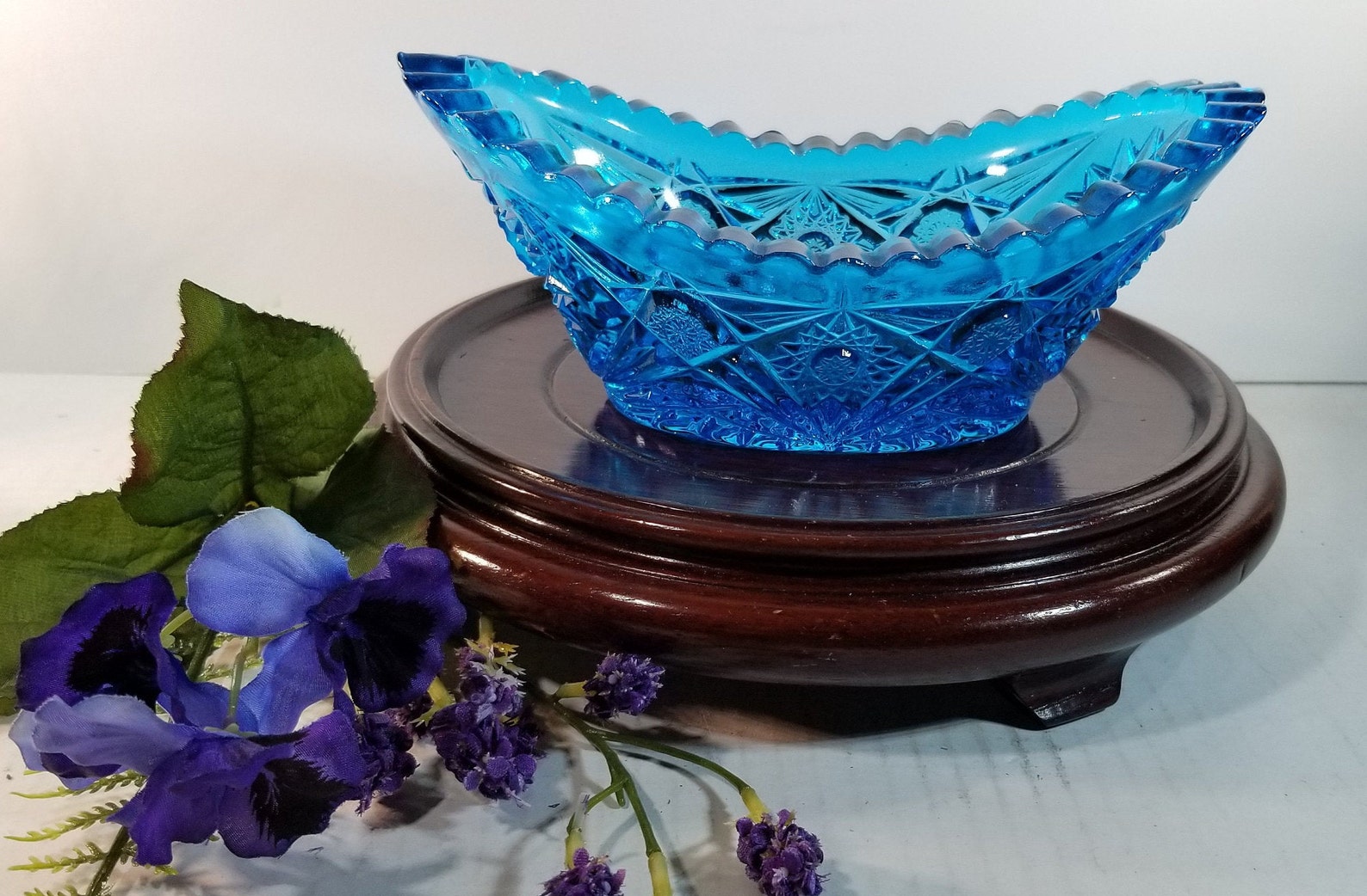 Blue Pressed Imperial Glass Oval Boat Bowl with Sawtooth / - Etsy Italia