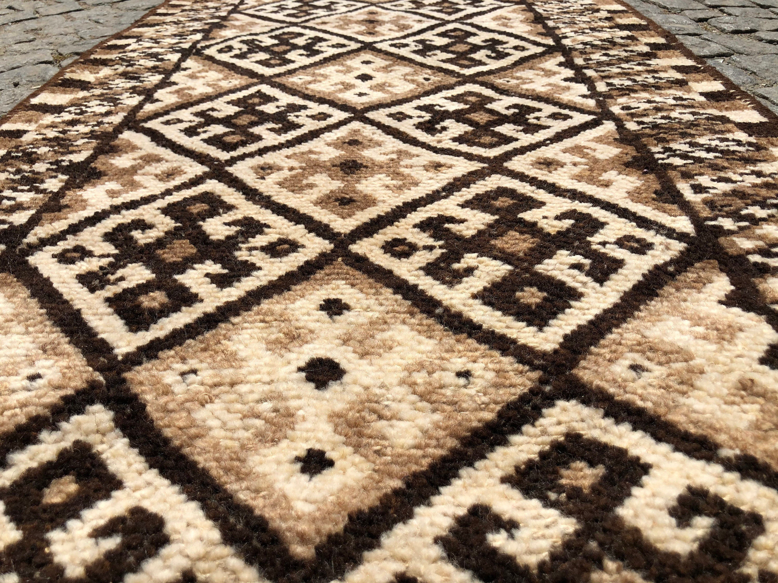 Brown Runner Rug 11'7x2'6 Ft Hallway Carpet Runner - Etsy