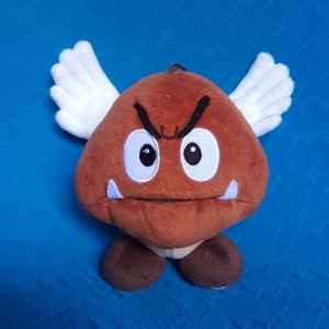 マリオのクリボー 13,8インチ (35 cm) キノコぬいぐるみ マリオのクリボー 13,8インチ (35 cm) キノコぬいぐるみ