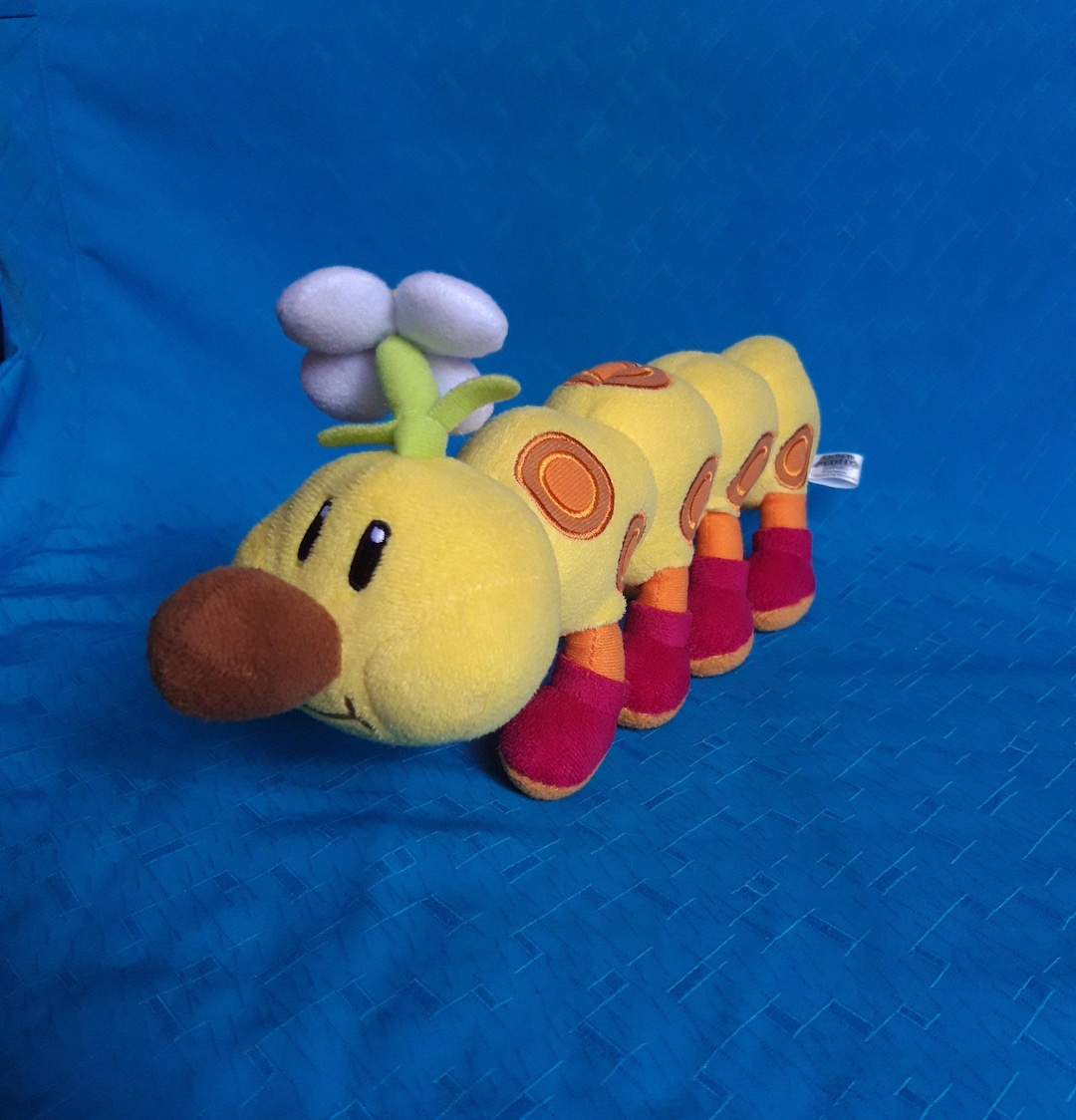 Wigglers Super Mario Yellow Caterpillar Sanei Nintendo Plush Stuffed ...