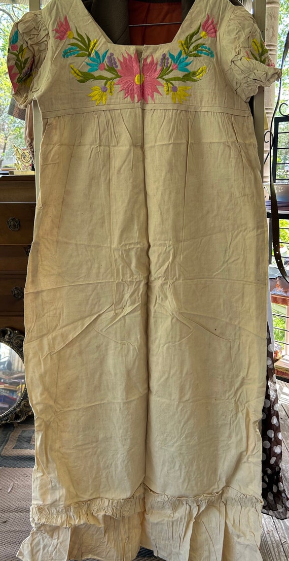 Vintage 70s Mexican linen Dress w/ Embroidery - Gem