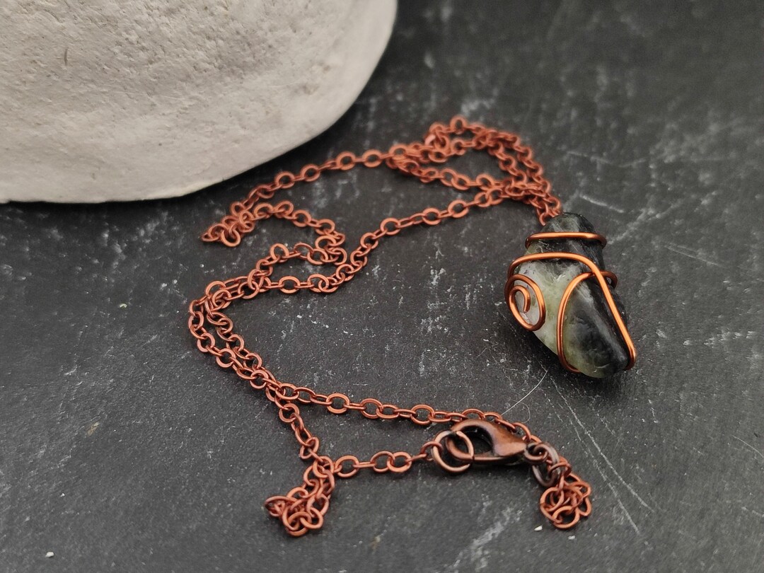Copper Wire Wrapped Natural Stone Chain Necklace | Green & Black Nature ...