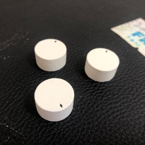 Knobs for Kurt Cobain Martin D18e MTV Unplugged Electric-acoustic ...