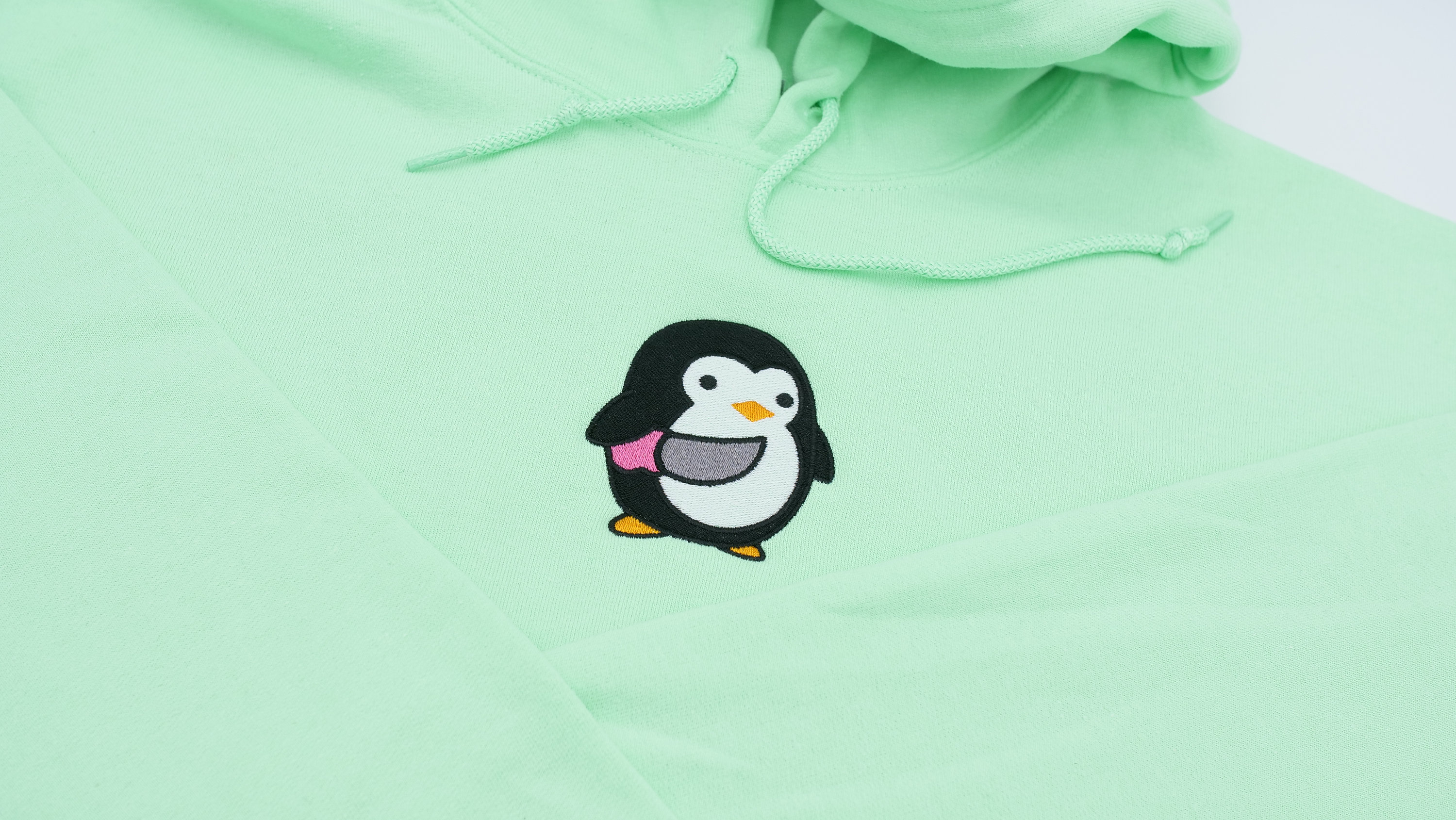 Penguin With Knife Geborduurd Kies tussen tshirt / hoodie / | Etsy