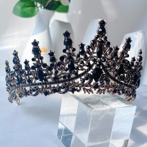 Black Crown Gothic Headdress Gorgeous Queen Crown Red Crystal Vampire ...