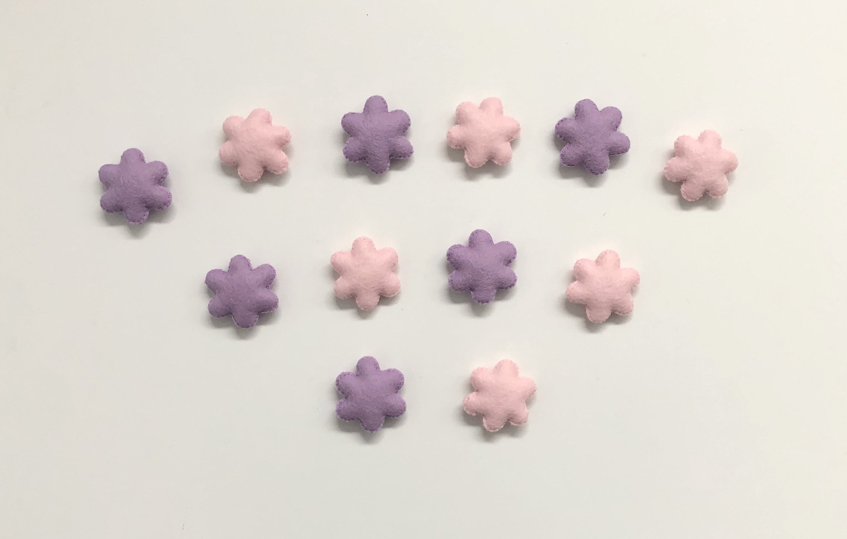Waldorf Loose Parts Flowers 12 Pack, Wool Felt Flowers, Waldorf Steiner ...