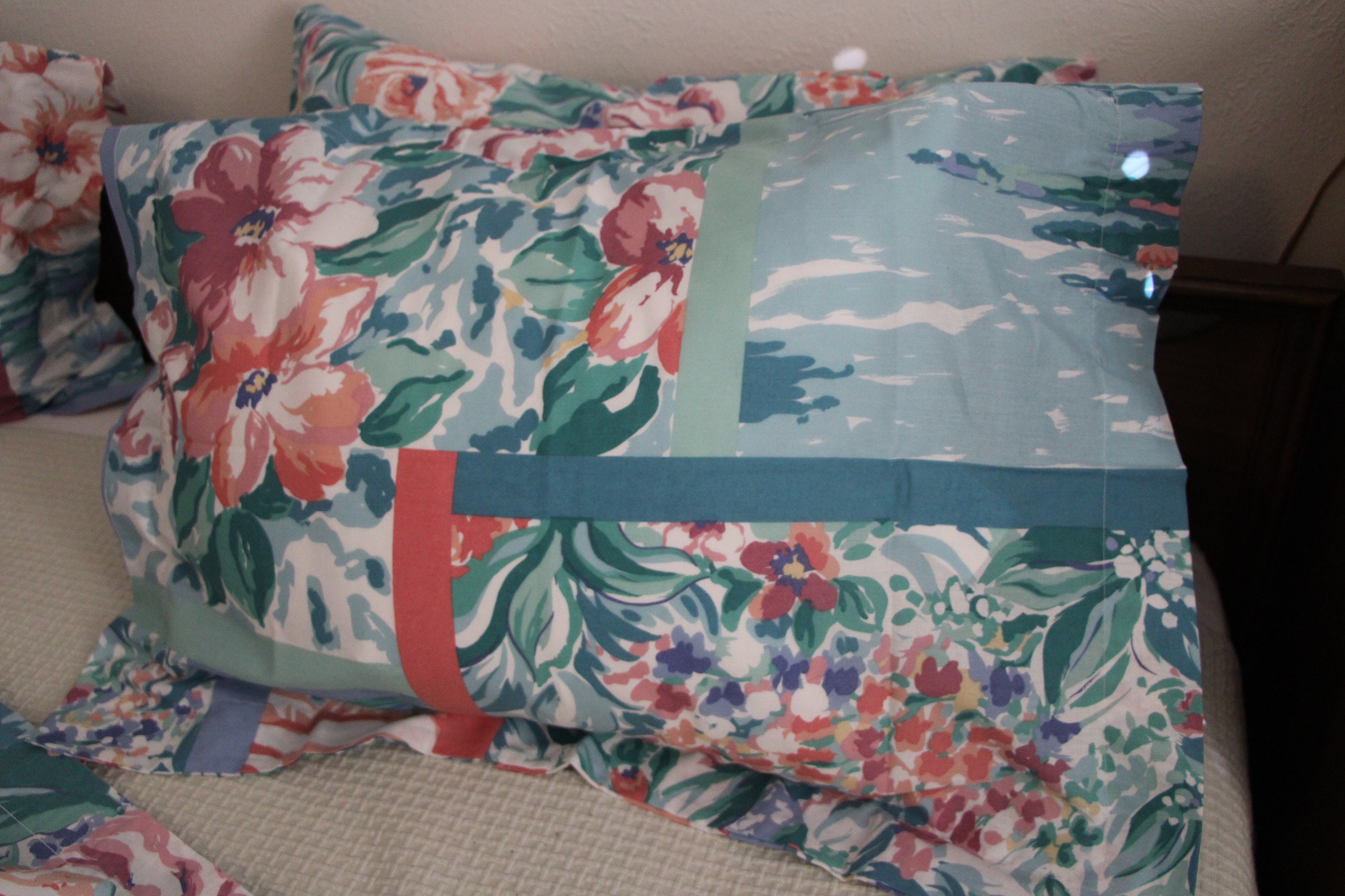 1980's 1990's Vintage Springmaid / Springs Queen Sheet Set 1 Flat, 4 P ...
