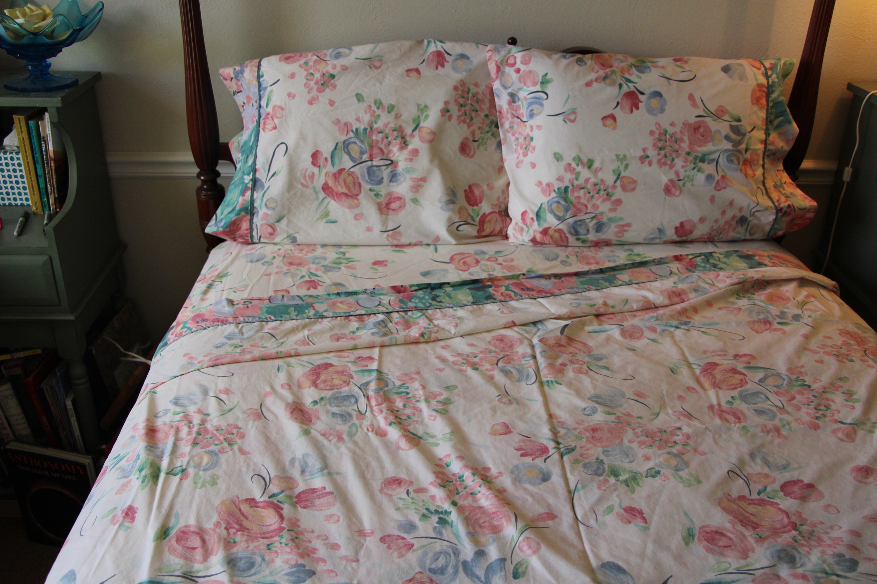 1990's Vintage - Revman International - FULL Sheet Set - Pinks, Blues ...