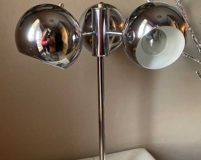 Vintage Chrome Table Lamp, Mid Century Modern Style - Etsy