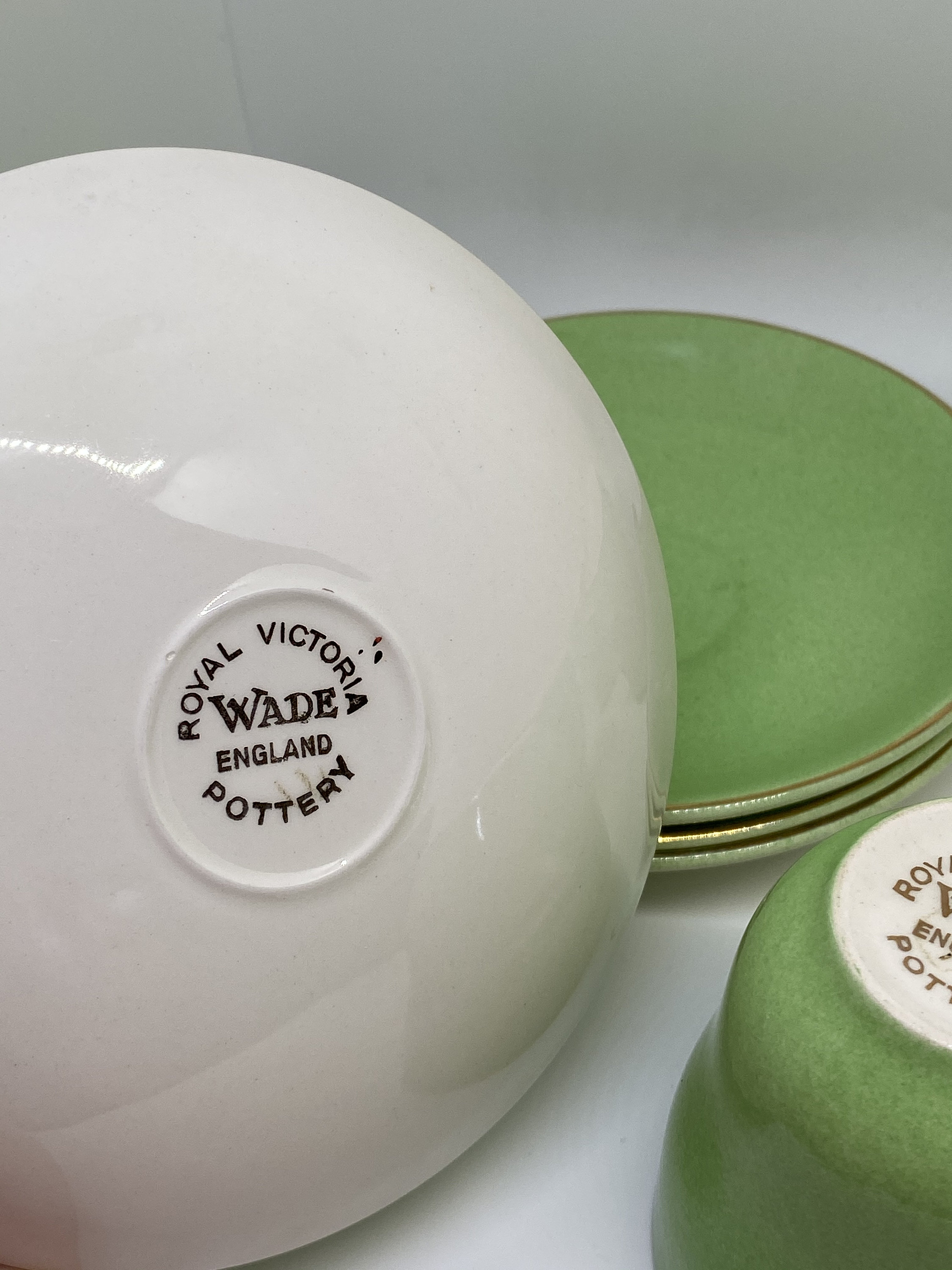 Vintage Wade Royal Victoria England Pottery Cups and Saucers | Etsy